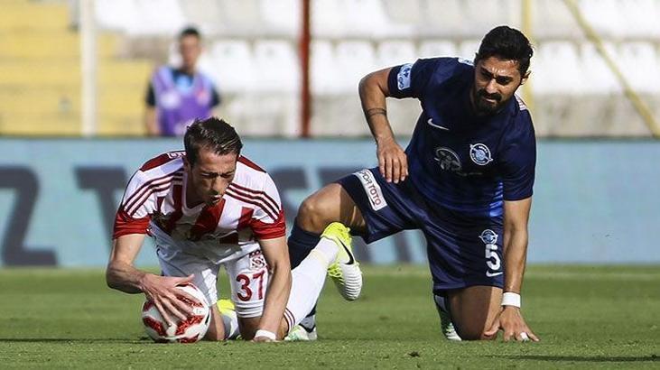 Sivasspor'un vazgeçilmezi Hakan Arslan - Futbol Haberleri - Spor Sivasspor'un vazgeçilmezi Hakan Arslan - Futbol Haberleri - Spor