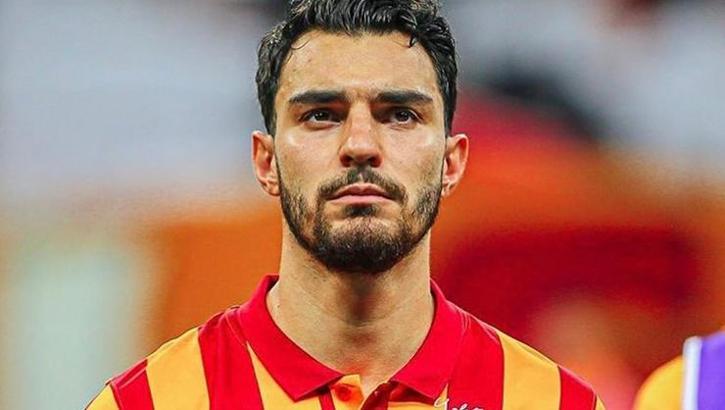 Galatasaray'da bambaşka bir Kaan Ayhan! - Fanatik Gazetesi Galatasaray ... Galatasaray'da bambaşka bir Kaan Ayhan! - Fanatik Gazetesi Galatasaray ...