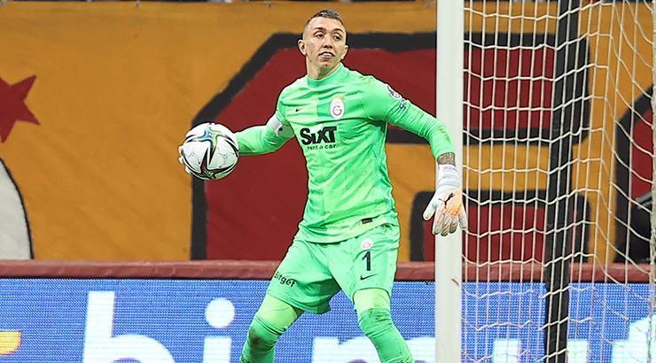 Muslera'ya resmi transfer teklifi! Karar sezon sonunda... - Fanatik ...