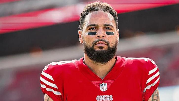 NFL Legend Mike Evans Ends 12-Year Tenure in Tampa Bay to Join 49ers