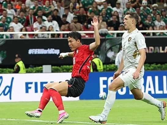 South Korea's Stylish Football Overcomes Czech Republic's Physical ...