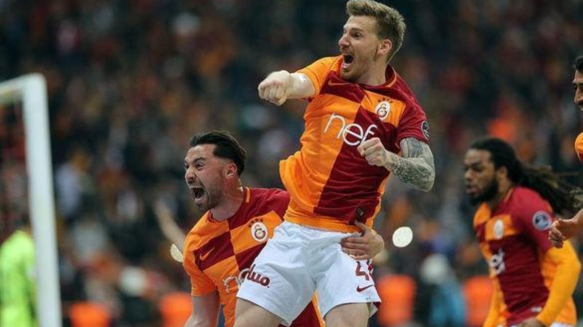 Serdar Aziz ve Ümit Davala ameliyat oldu - Fanatik Gazetesi Galatasaray ...