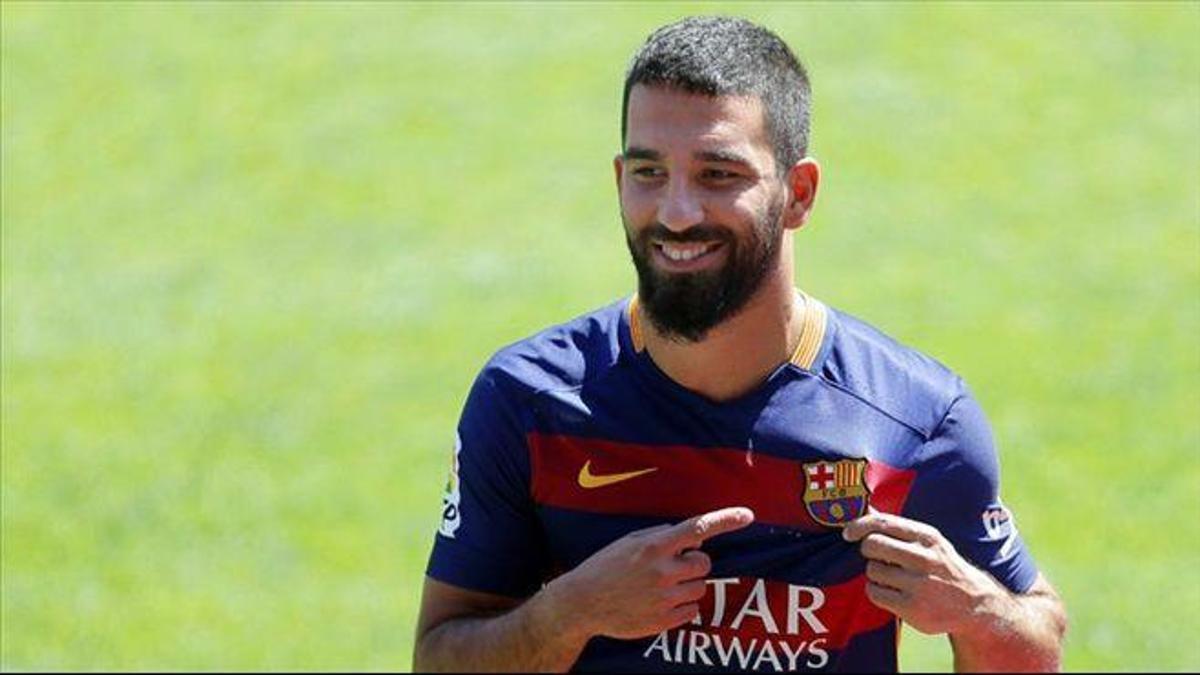 FIFA, Arda Turan'a izin vermiyor - Fanatik Gazetesi Futbol Haberleri - Spor