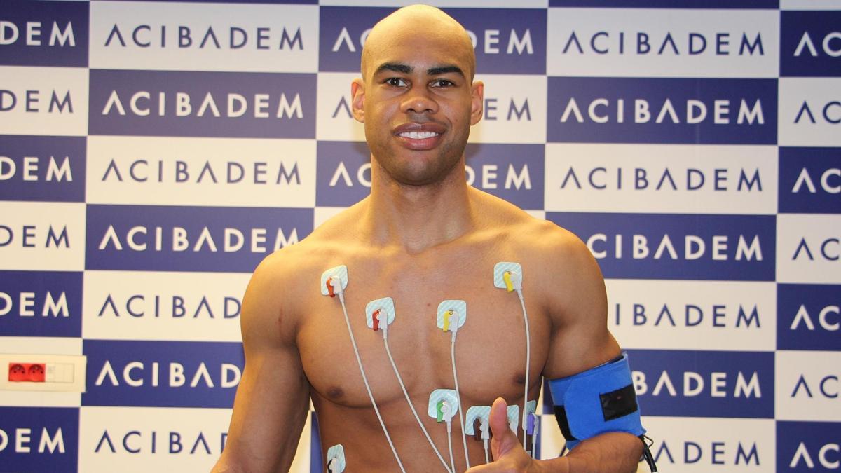 Fenerbahçe Beko'da yeni transfer Markel Starks sağlık kontrollerinden ...