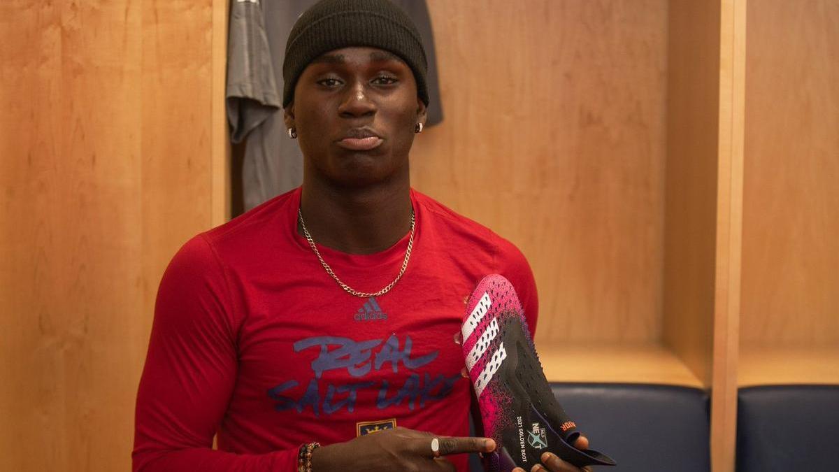 Alex Kei: 13 yaşında profesyonel maçta! - Fanatik Gazetesi Futbol ...