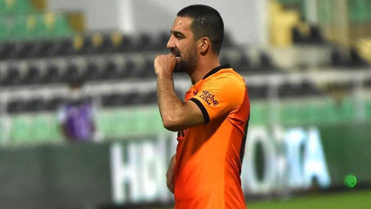 Galatasaray'ın kaptanı Arda Turan gece yarısı paylaştı! Cumartesi ...