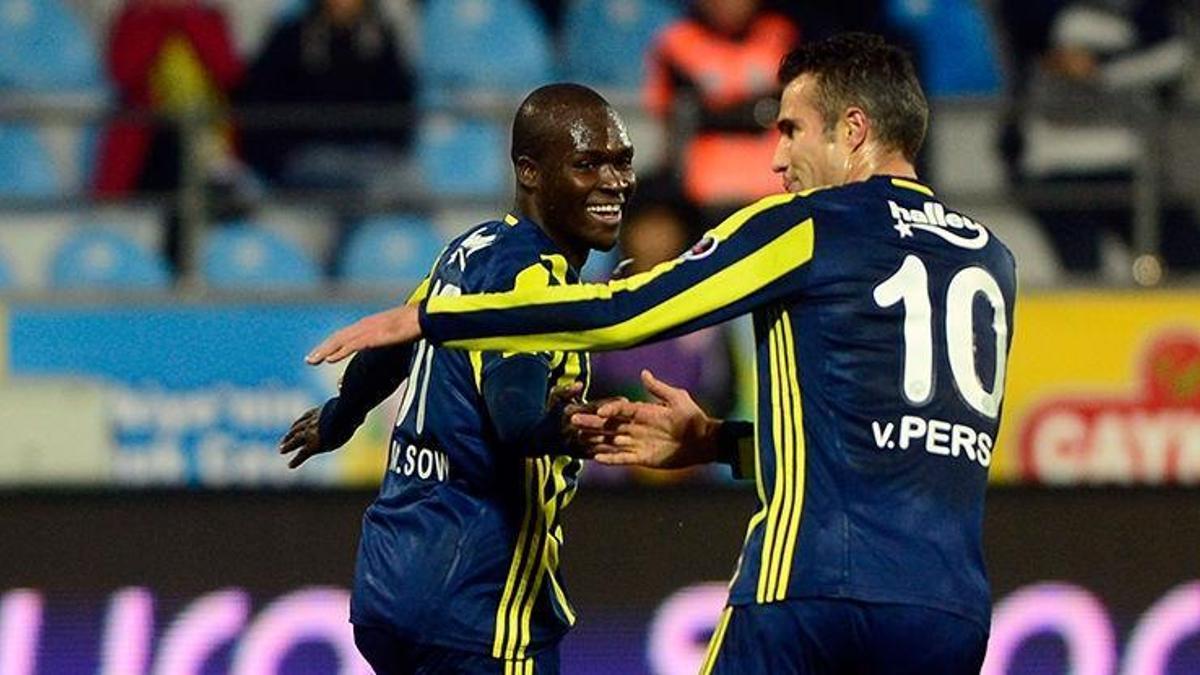 Sow ve Van Persie arasındaki fark... - Fanatik Gazetesi Fenerbahçe (FB ...