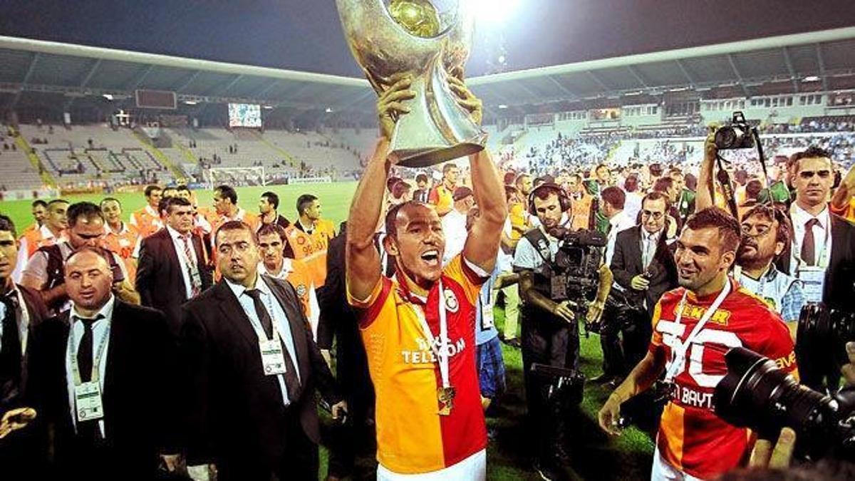 'Umut' et 'İnan' zafer senindir - Fanatik Gazetesi Galatasaray (GS ...