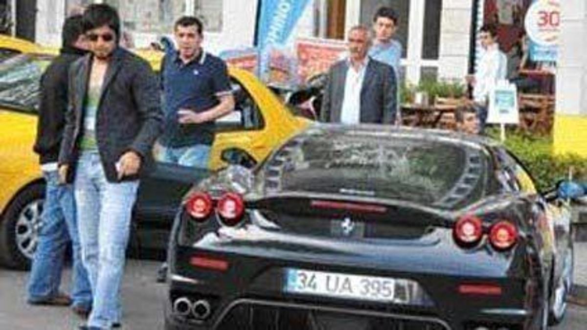 İbrahim Toraman Ferrari'yle uçuyor! - Fanatik Gazetesi Beşiktaş (BJK ...