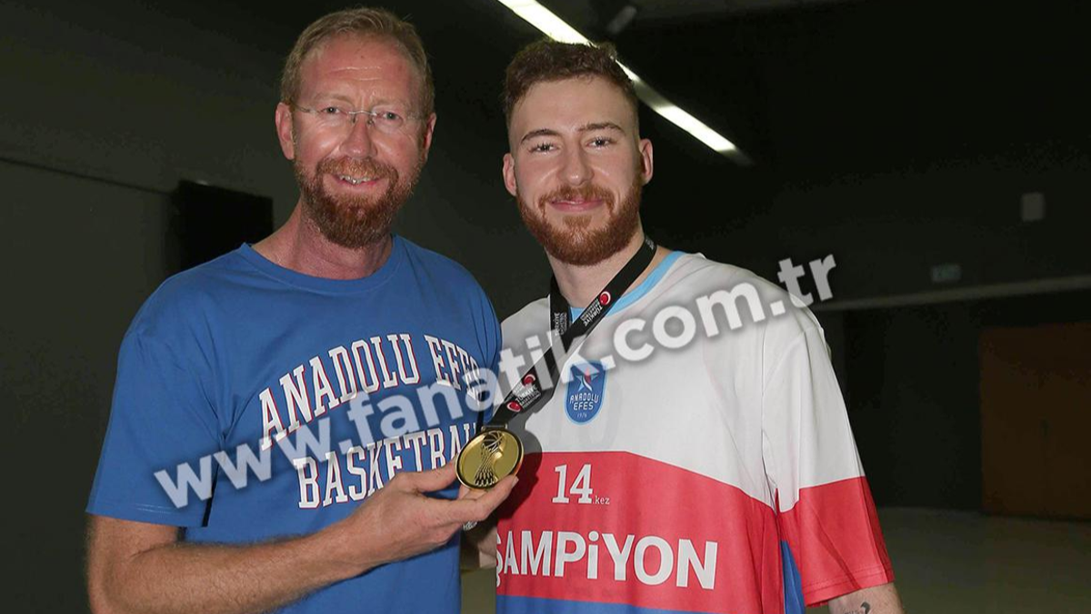 Baba-oğul şampiyonlar: Mustafa Kemal Bitim & Onuralp Bitim - Fanatik ...