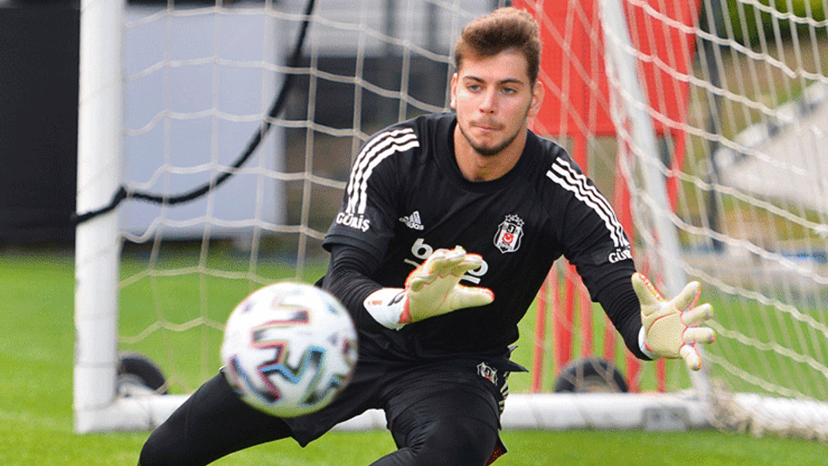 Utku Yuvakuran'ın babası Semih Yuvakuran: Beşiktaş çok yanlış yaptı ...