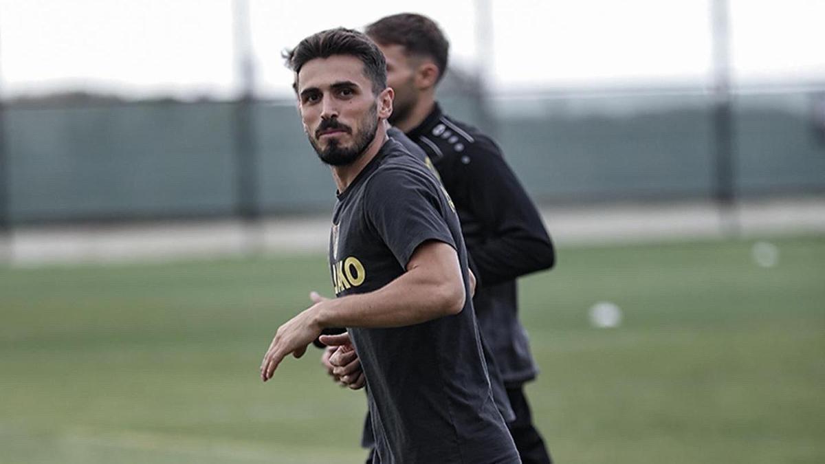 Beşiktaş maçı öncesi İstanbulspor açıkladı! Valon Ethemi forma ...