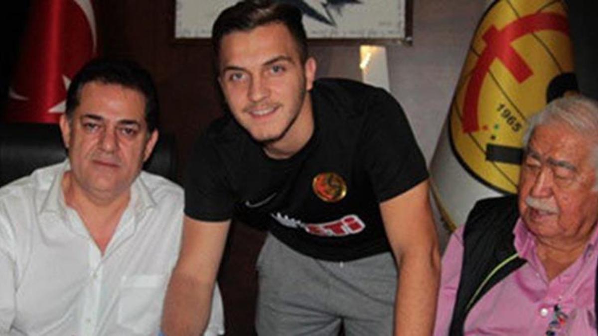 Eskişehirspor, Konyaspor'dan Erdon Daci'yi 1 yıllığına kiraladı ...