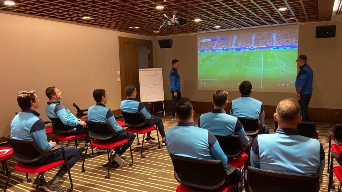 Pawel Gil'in ocak ayı VAR kadrosu eğitimi gerçekleşti - Fanatik ...