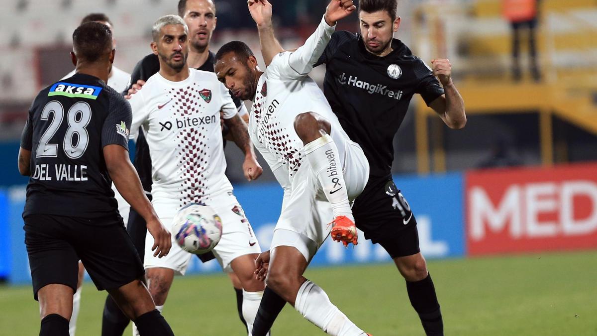 Hatay fırsat tepti