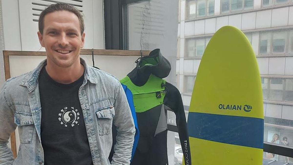 Ünlü sörfçü Garrett Lane, İstanbul’da dalga tutkunlarıyla buluştu ...