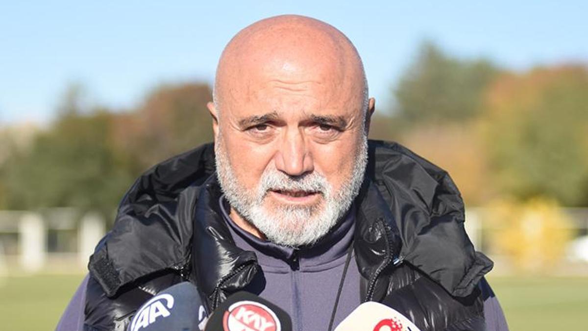Adana Demirspor Teknik Direktörü Hikmet Karaman'a 'kel' diyen sanığa ... Adana Demirspor Teknik Direktörü Hikmet Karaman'a 'kel' diyen sanığa ...