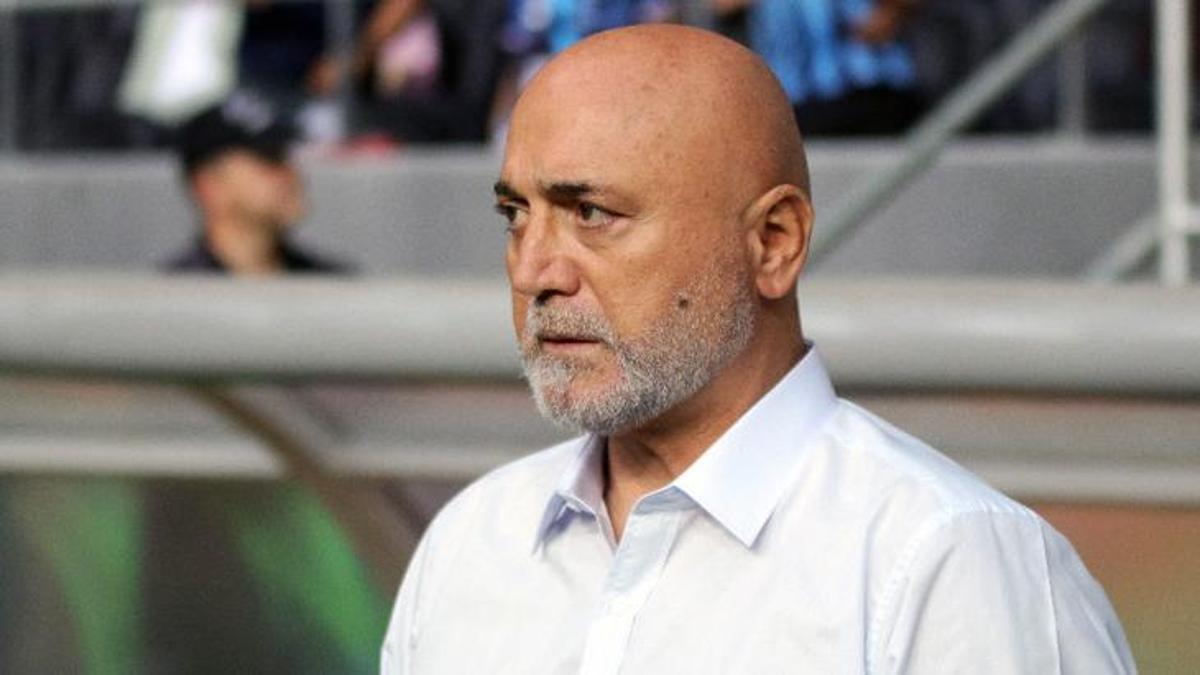 Adana Demirspor Teknik Direktörü Hikmet Karaman: Zor bir maçtı ... Adana Demirspor Teknik Direktörü Hikmet Karaman: Zor bir maçtı ...