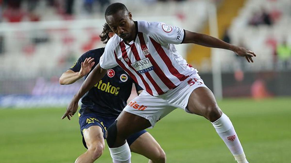 (ÖZET) KANARYA SİVAS'TA 2 PUAN BIRAKTI! Sivasspor - Fenerbahçe 2-2 ...