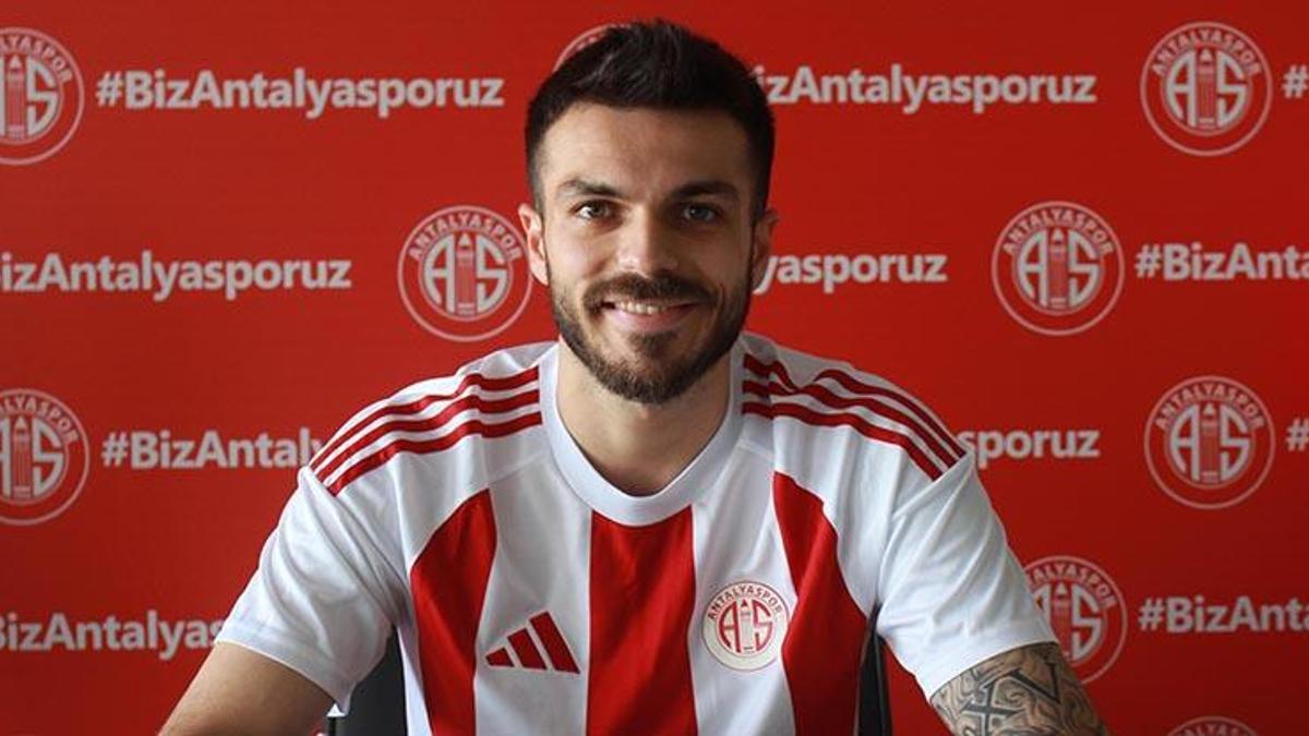 Abdullah Yiğiter Antalyaspor’da - Fanatik Spor Haberleri - Video