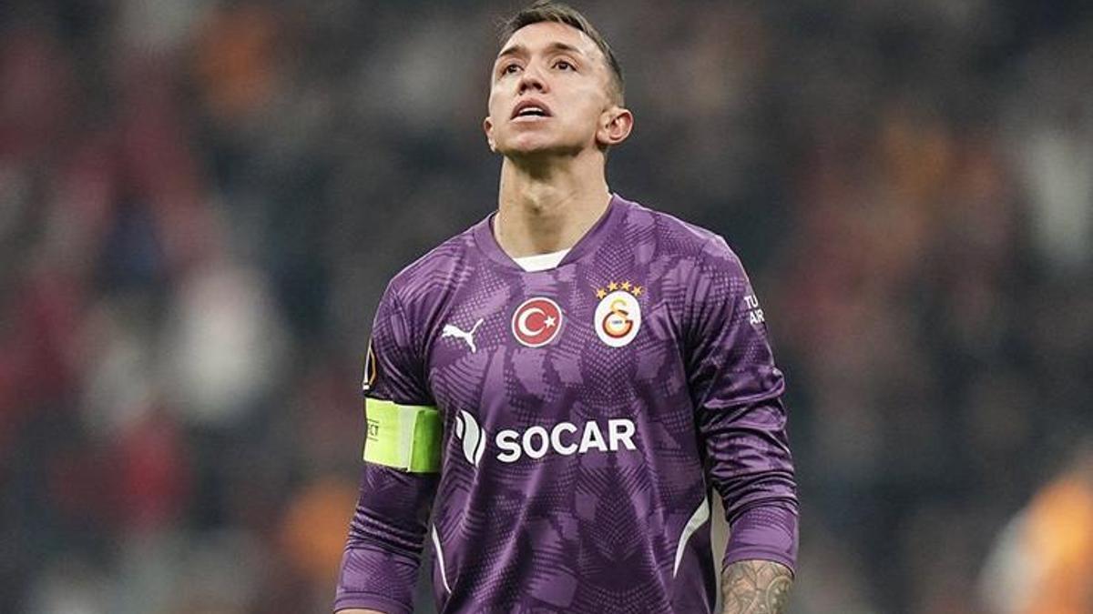 Galatasaray'da Fernando Muslera'dan olay tepki! Taraftar çıldırdı ...
