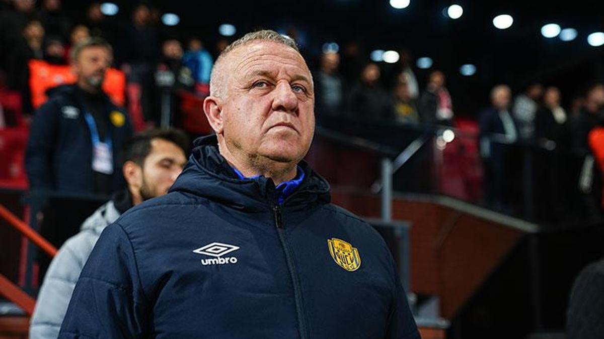 Mesut Bakkal'dan mağlubiyet sonrası flaş sözler: Elimde olsa 11 ...