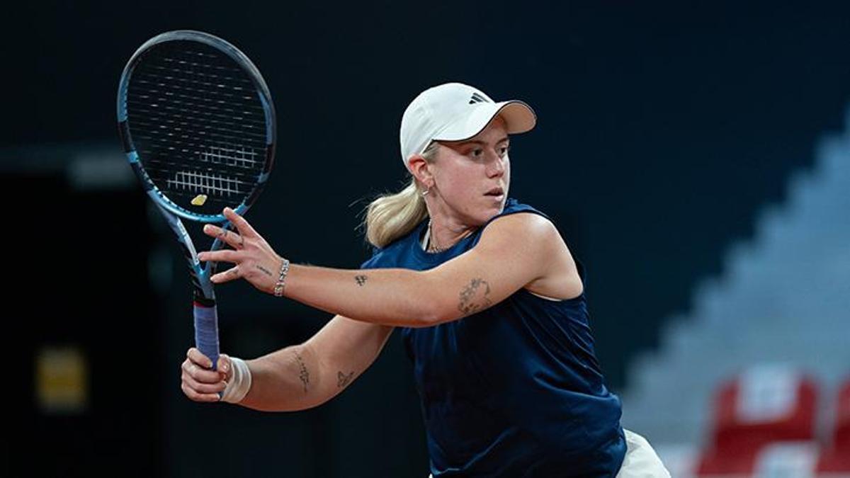 Turkish descent Sonay Kartal battles through in Rome