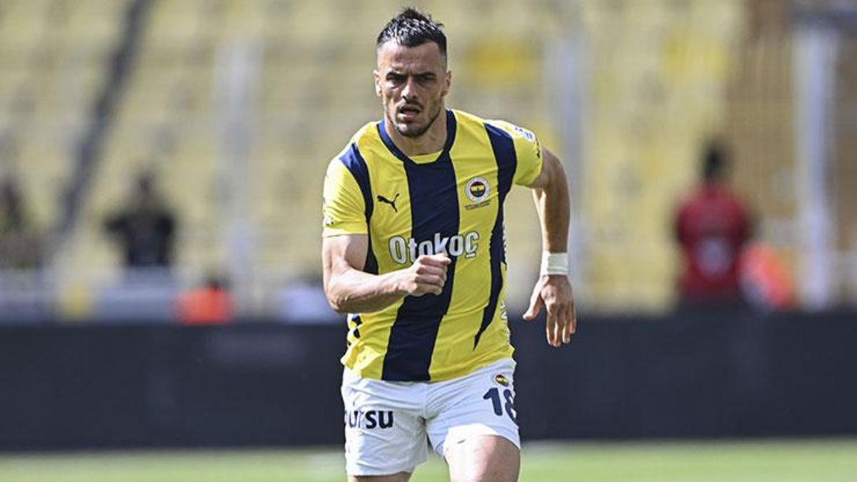 Fenerbahçe'nin yıldızı Filip Kostic'den veda sözleri: 'Şu anda zor ...