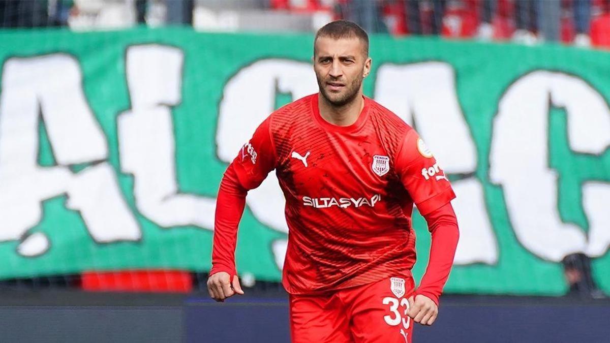 Bir dönem Galatasaray forması giymişti: Alpaslan Öztürk'ün yeni takımı belli oldu - Fanatik ...