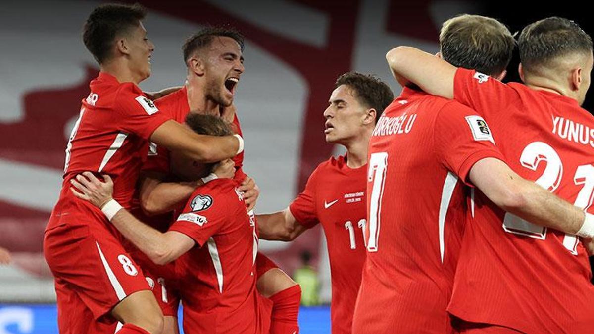 (ÖZET) Milli takımımız Gürcistan karşısında 3 golle kazandı ...