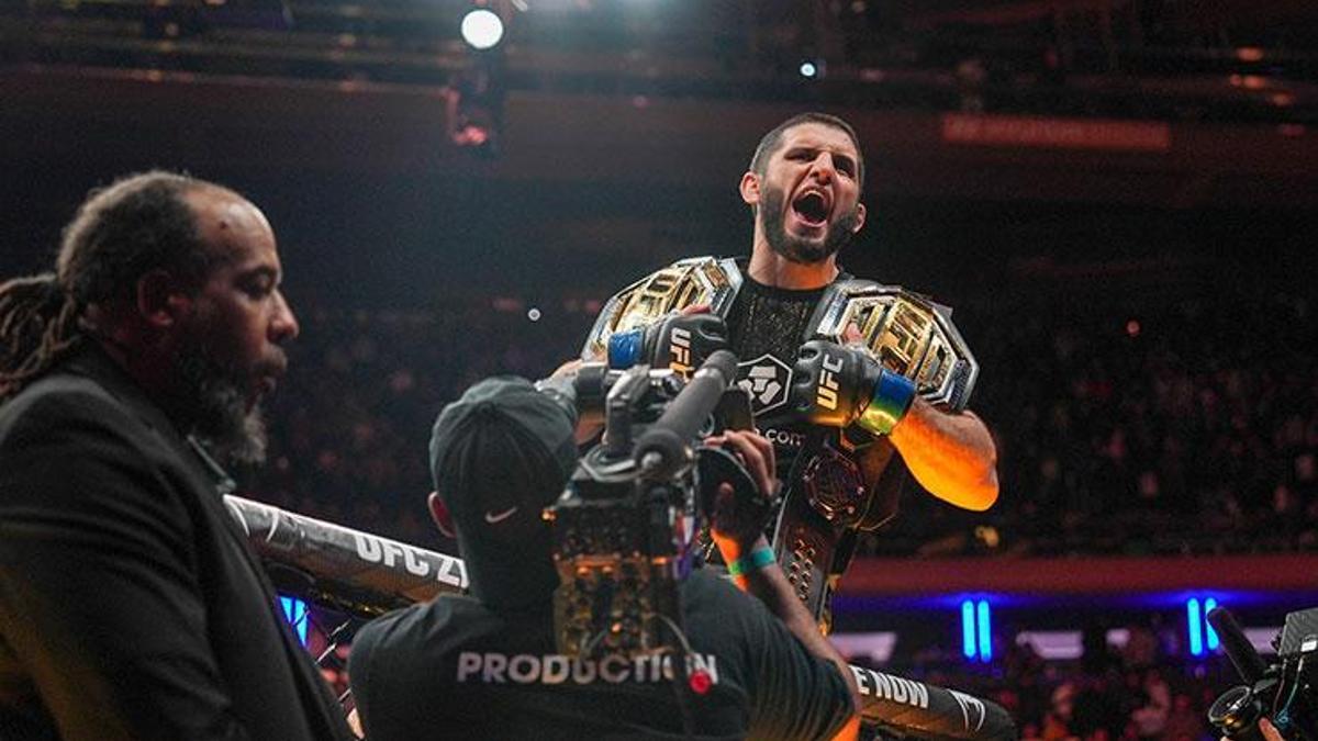 UFC'de tarihi baştan yazan maç! Islam Makhachev, artık çifte şampiyon ...
