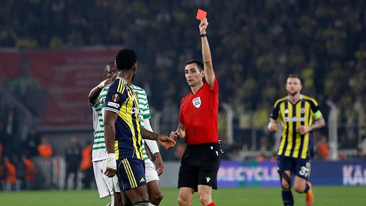 John Duran was sent off with a red card