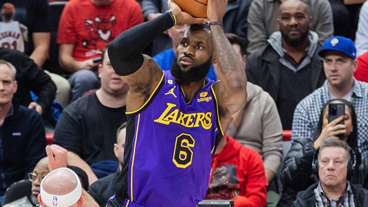 What Is a Triple-Double in Basketball? Meaning, Examples, and How It’s ...