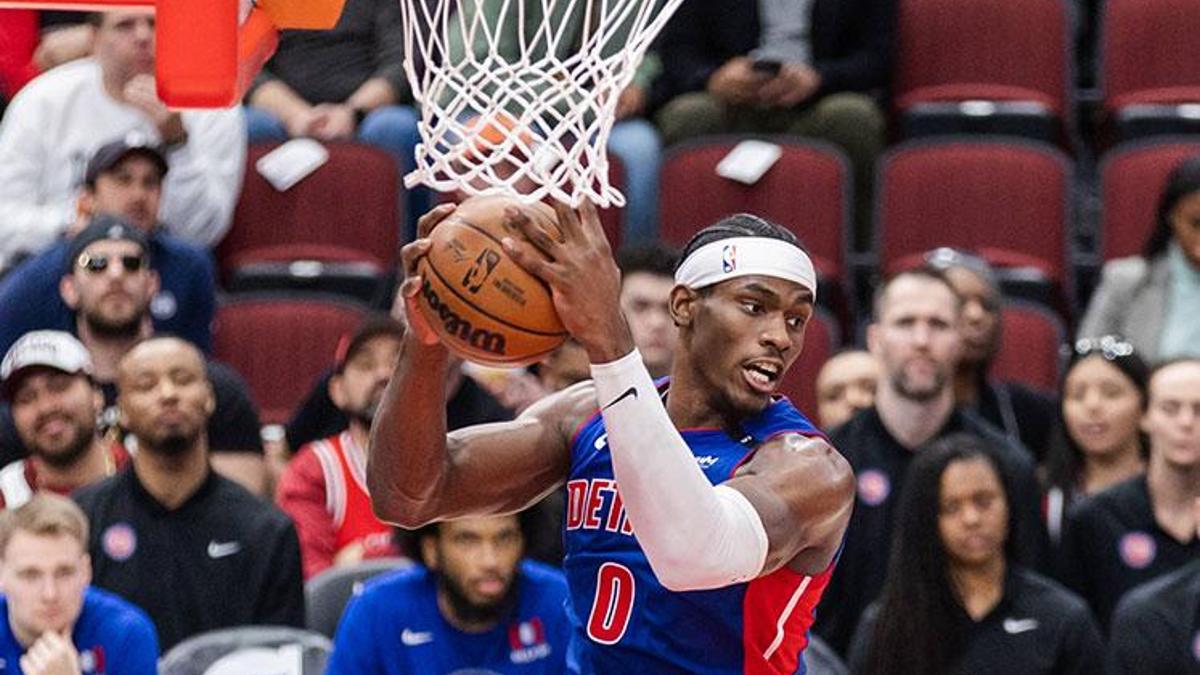 What Is a Rebound in Basketball? The Skill That Shapes Every Possession