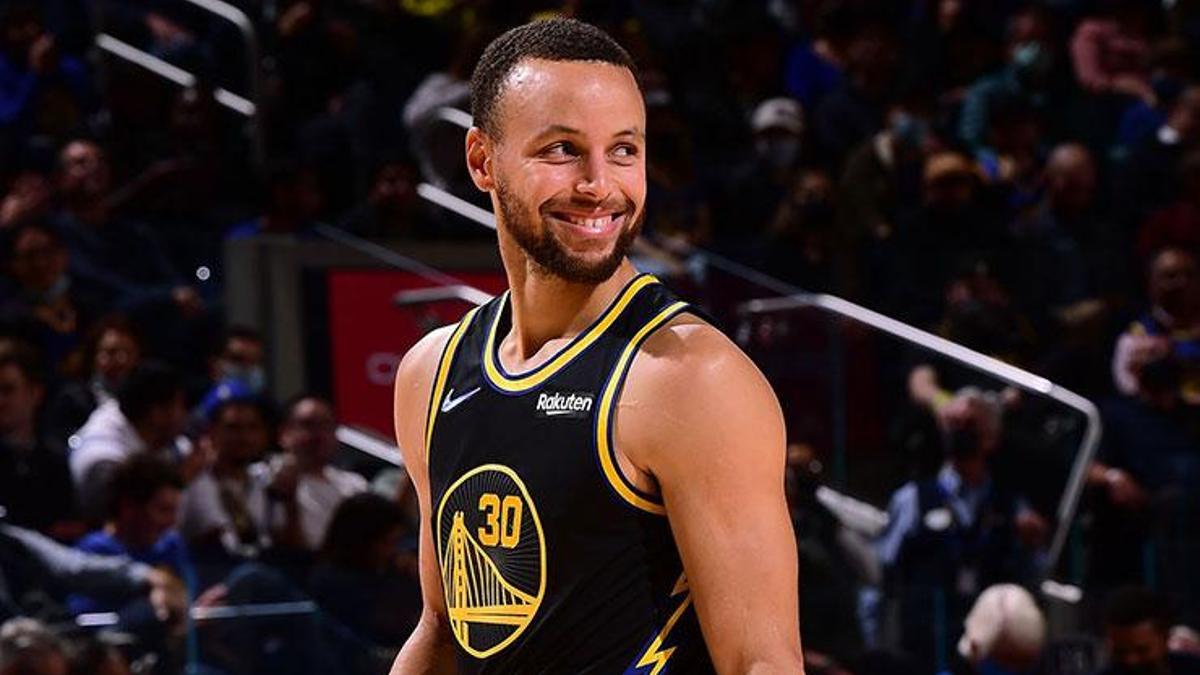 Point Guard Position in Basketball: Complete Guide to Duties & Skills