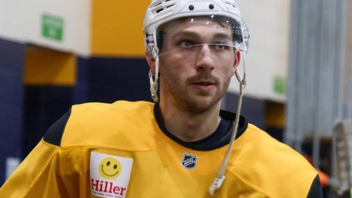 Stars Bolster Forward Line by Acquiring Michael Bunting from Predators