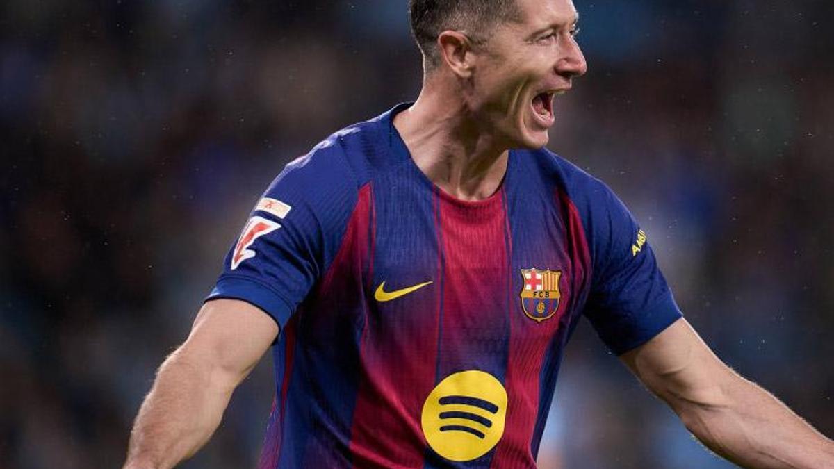 Robert Lewandowski Hints at International Retirement Following Playoff ...