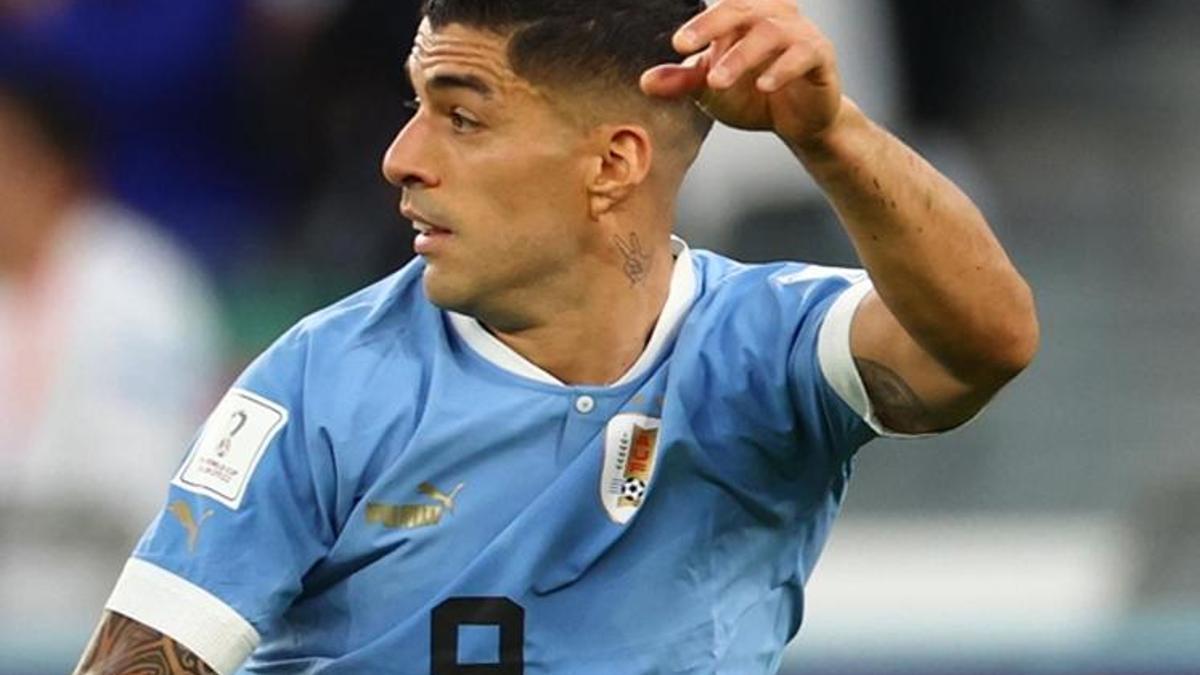Suarez Open to Uruguay Return for World Cup Campaign