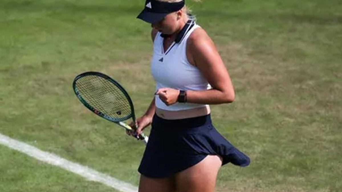 Danish Star Clara Tauson Secures Stunning First Round Upset Over ...
