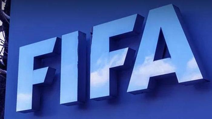 FIFA'dan devrim gibi karar! Her oyuncunun serbest kalma maddesi olacak ...
